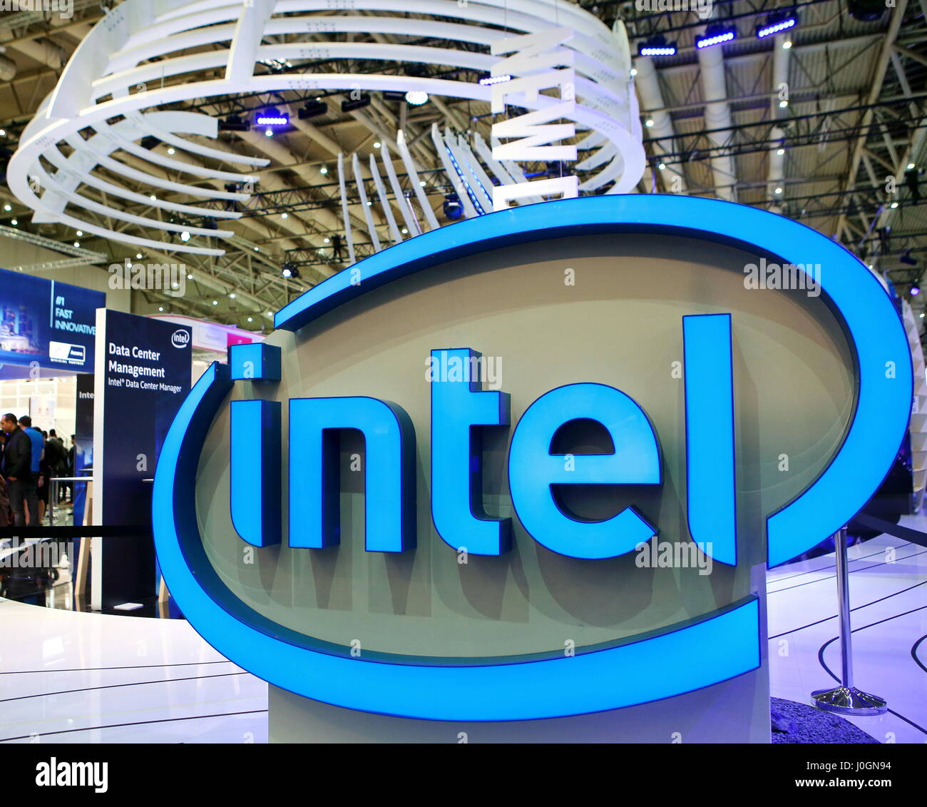 American technology computer company logo hi-res stock photography and ...