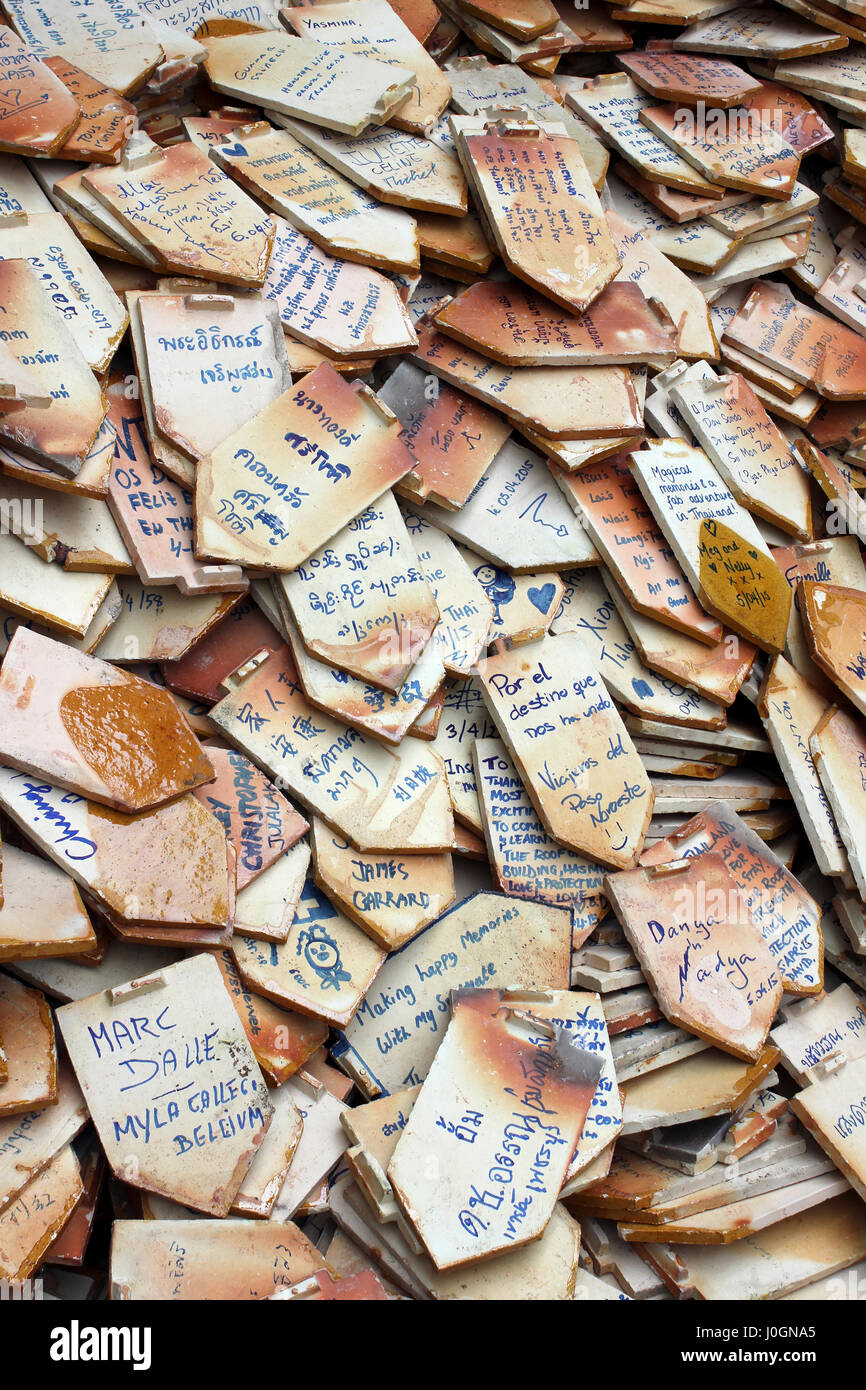 Messages hi-res stock photography and images - Alamy