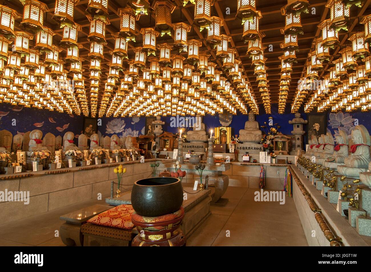 Cavern of Universal Illumination, Buddha statue and lantern on ceiling ...