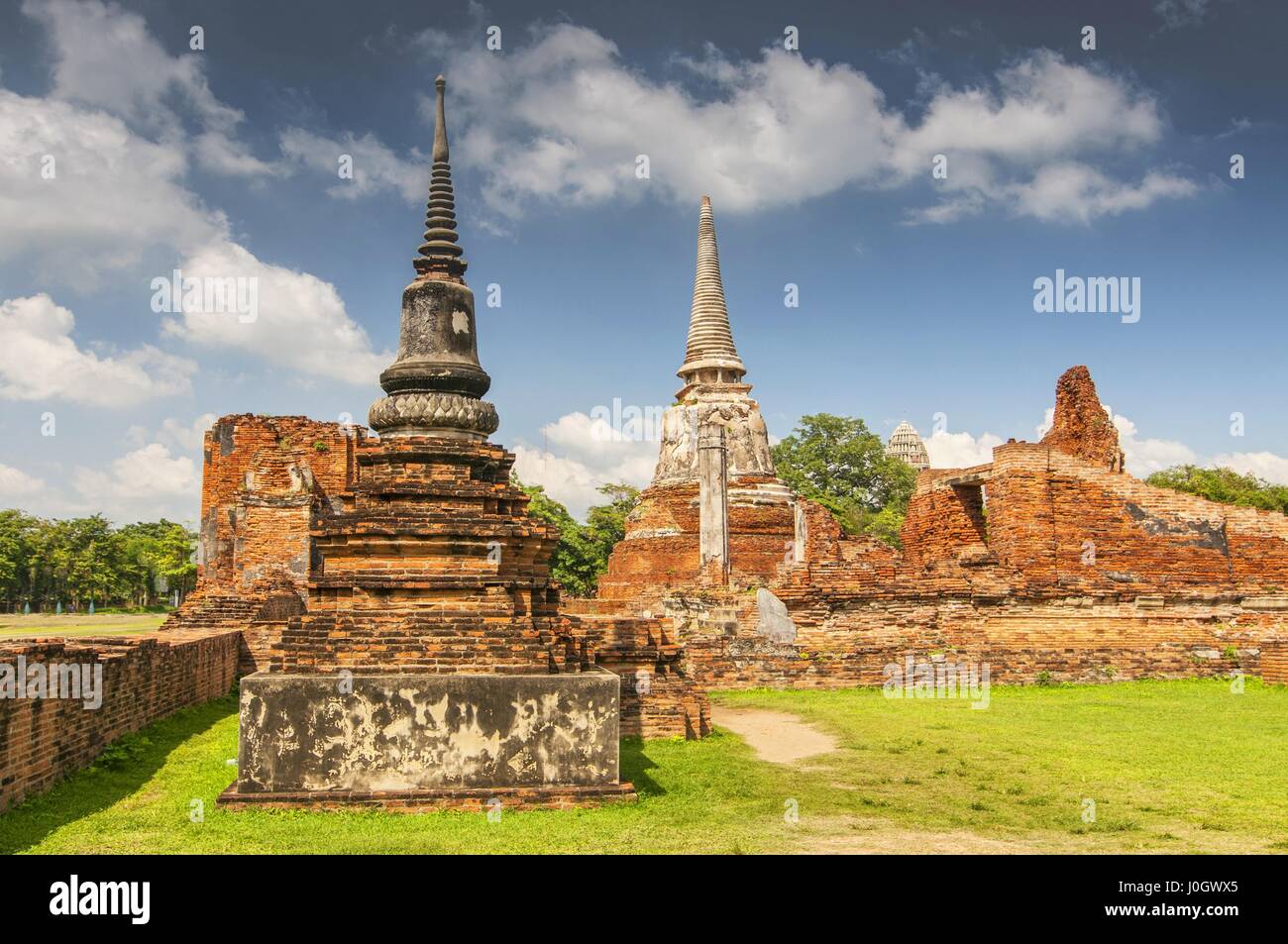 Ruins of Wat Phra Mahathat, Ayutthaya, Thailand, Asia Stock Photo - Alamy