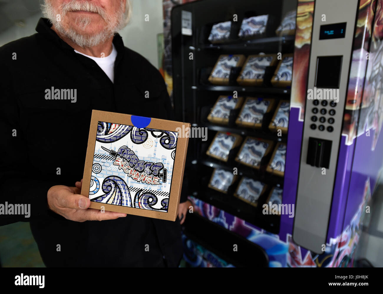 Needle replacement vending machine hi-res stock photography and images ...