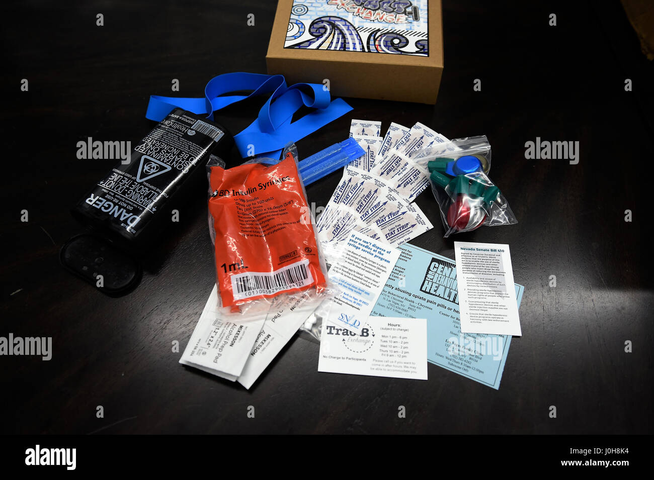 Needle replacement vending machine hi-res stock photography and images ...