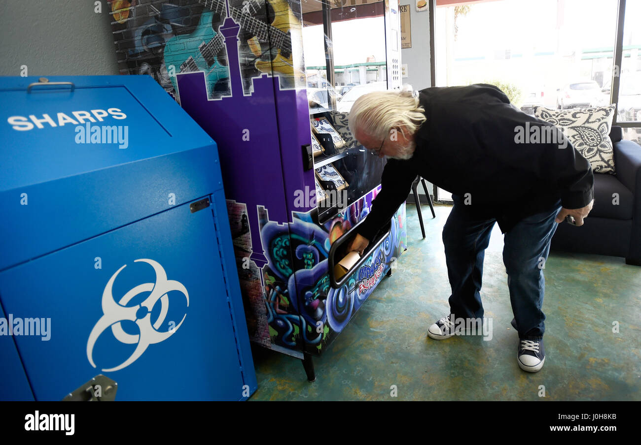 Needle replacement vending machine hi-res stock photography and images ...
