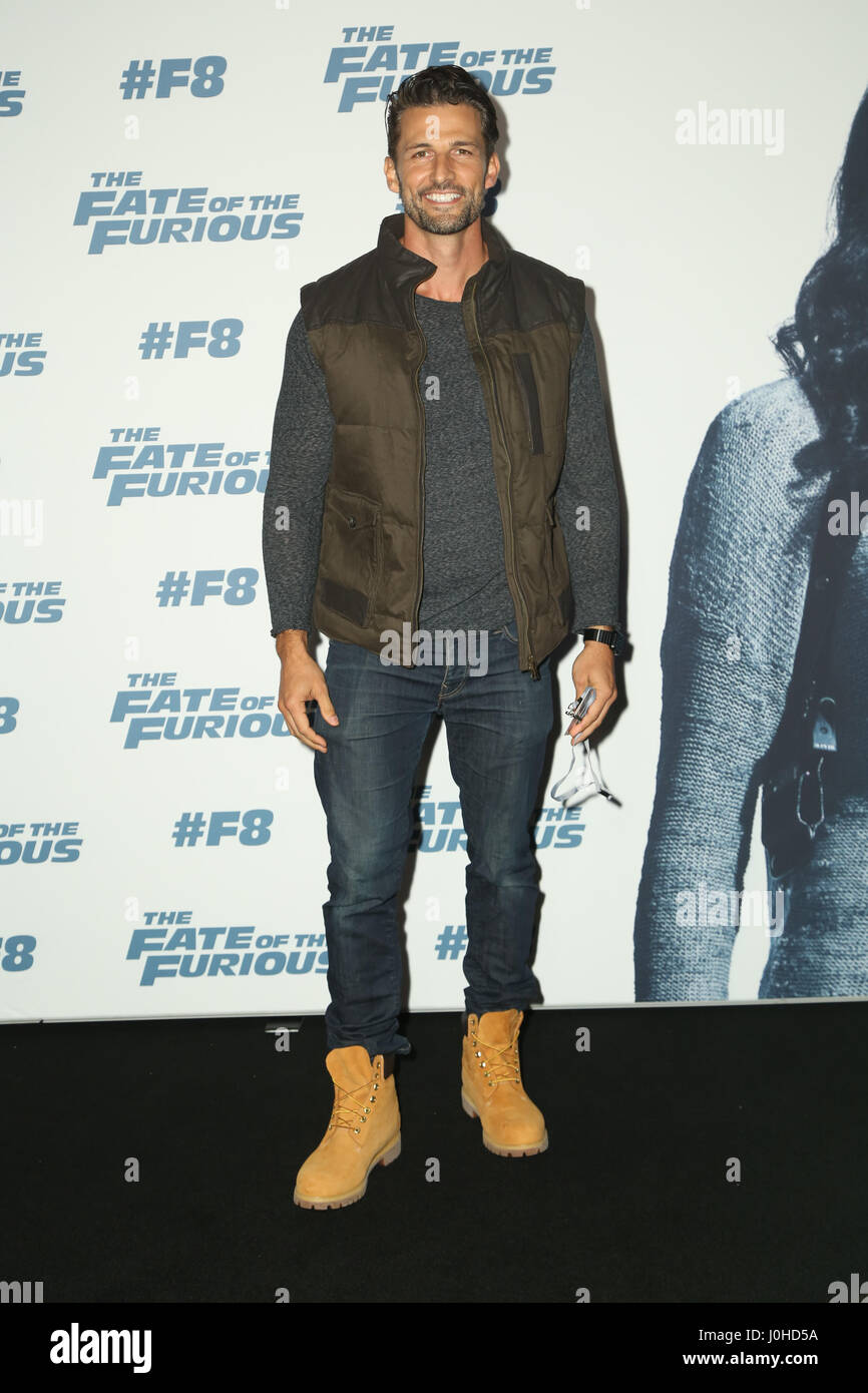 Tim Robards arrives on the red carpet for the Sydney Premiere of The ...