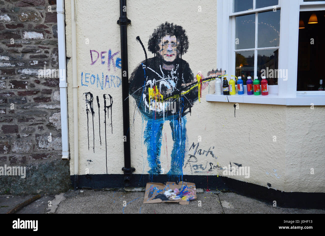 Laugharne Weekend Festival 2017: Martin Rowson's wall painting tribute ...