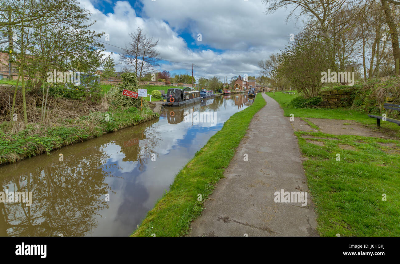 Beautiful navigable canals hi-res stock photography and images - Alamy