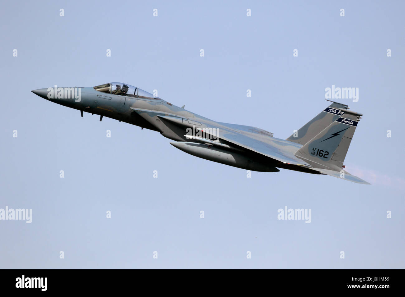 F15 fighter jet cockpit hi-res stock photography and images - Alamy