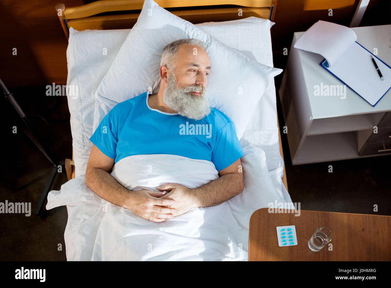 Patient hospital bed elevated view hi-res stock photography and images ...