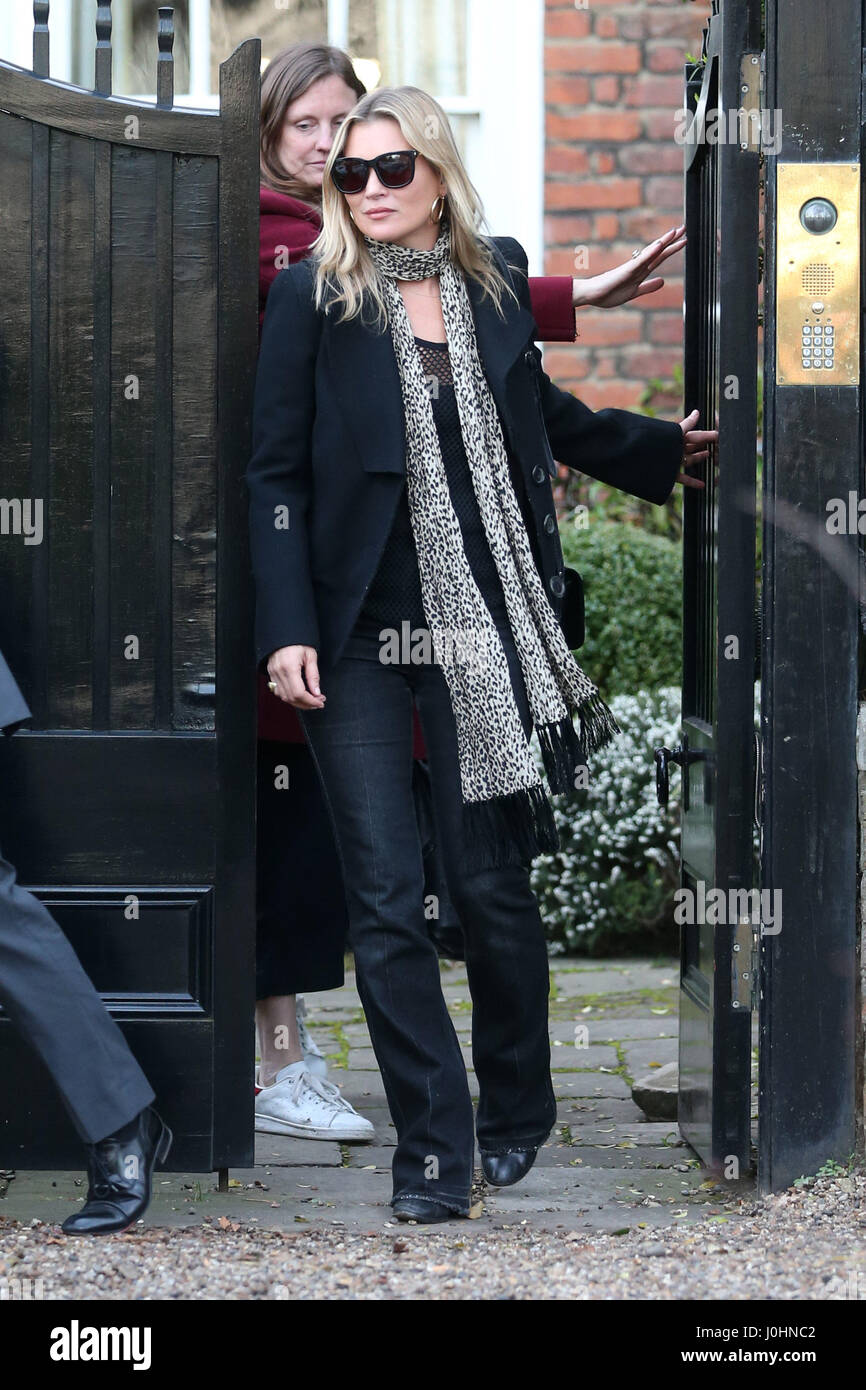 Kate Moss leaves her North London home and gets into a vintage Mercedes ...
