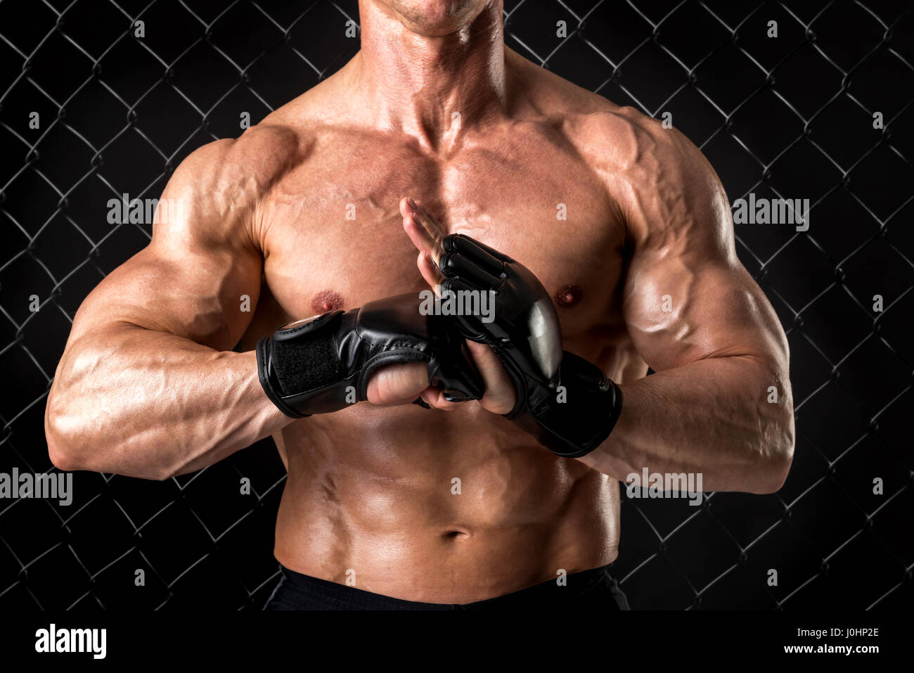 Cage fighter hi-res stock photography and images - Alamy