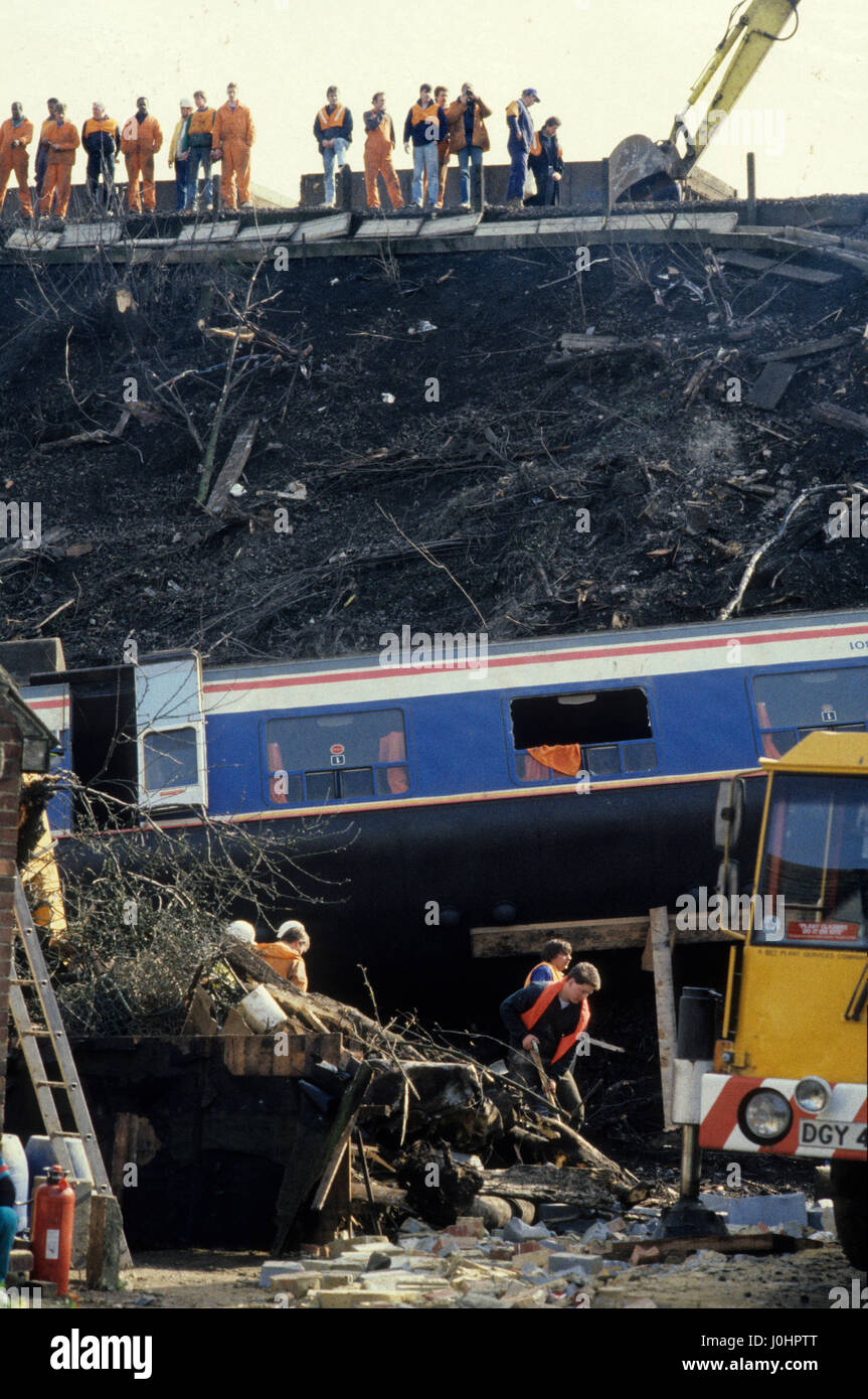 Purley station rail crash in Surrey Uk 5th March 1989 Stock Photo - Alamy
