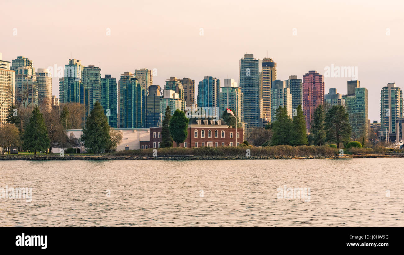 The city of Vancouver skyline with the HMCS Discovery Navel base in the ...