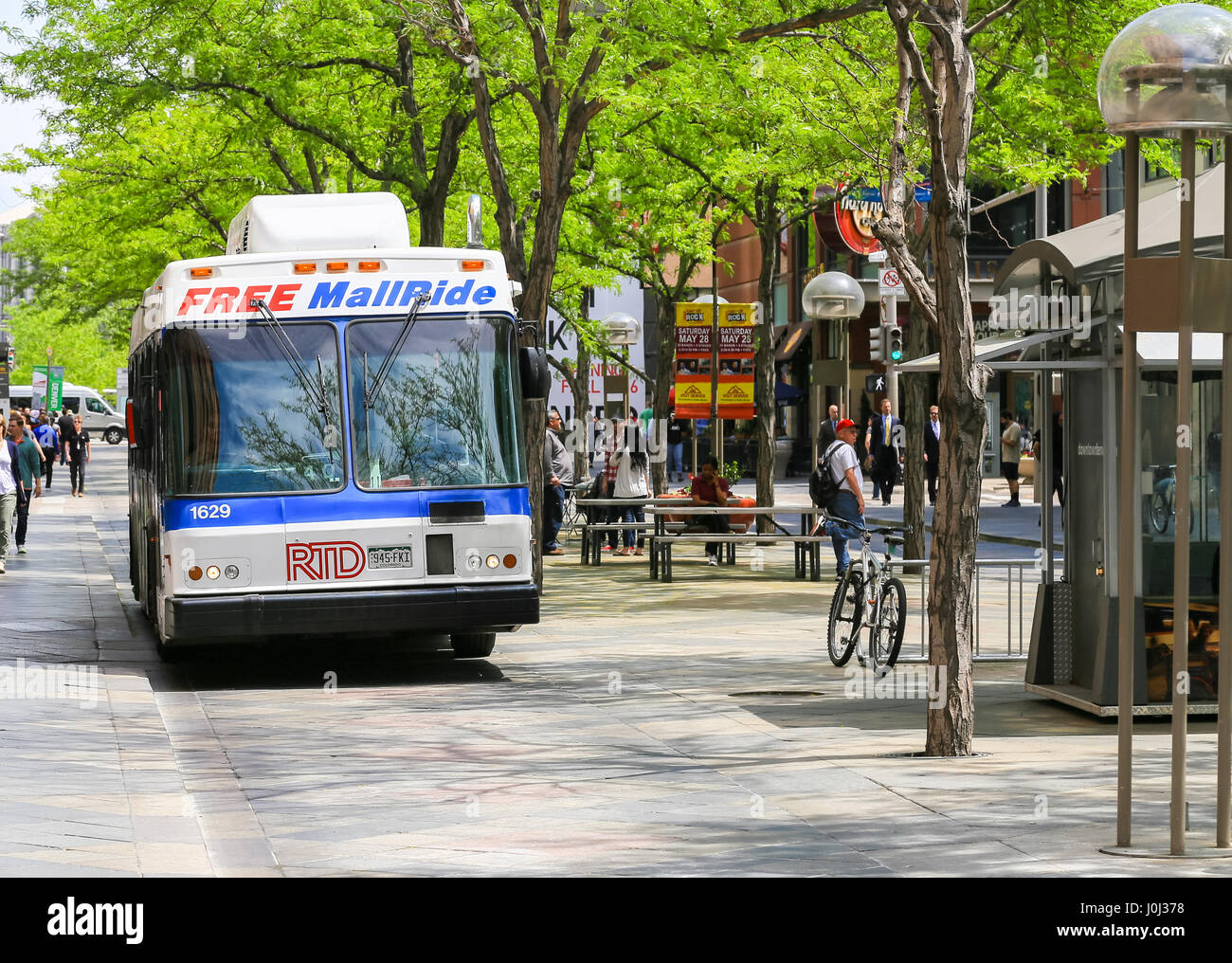 Denver, USA - May 25, 2016: A bus in the 16th street mall in downtown ...