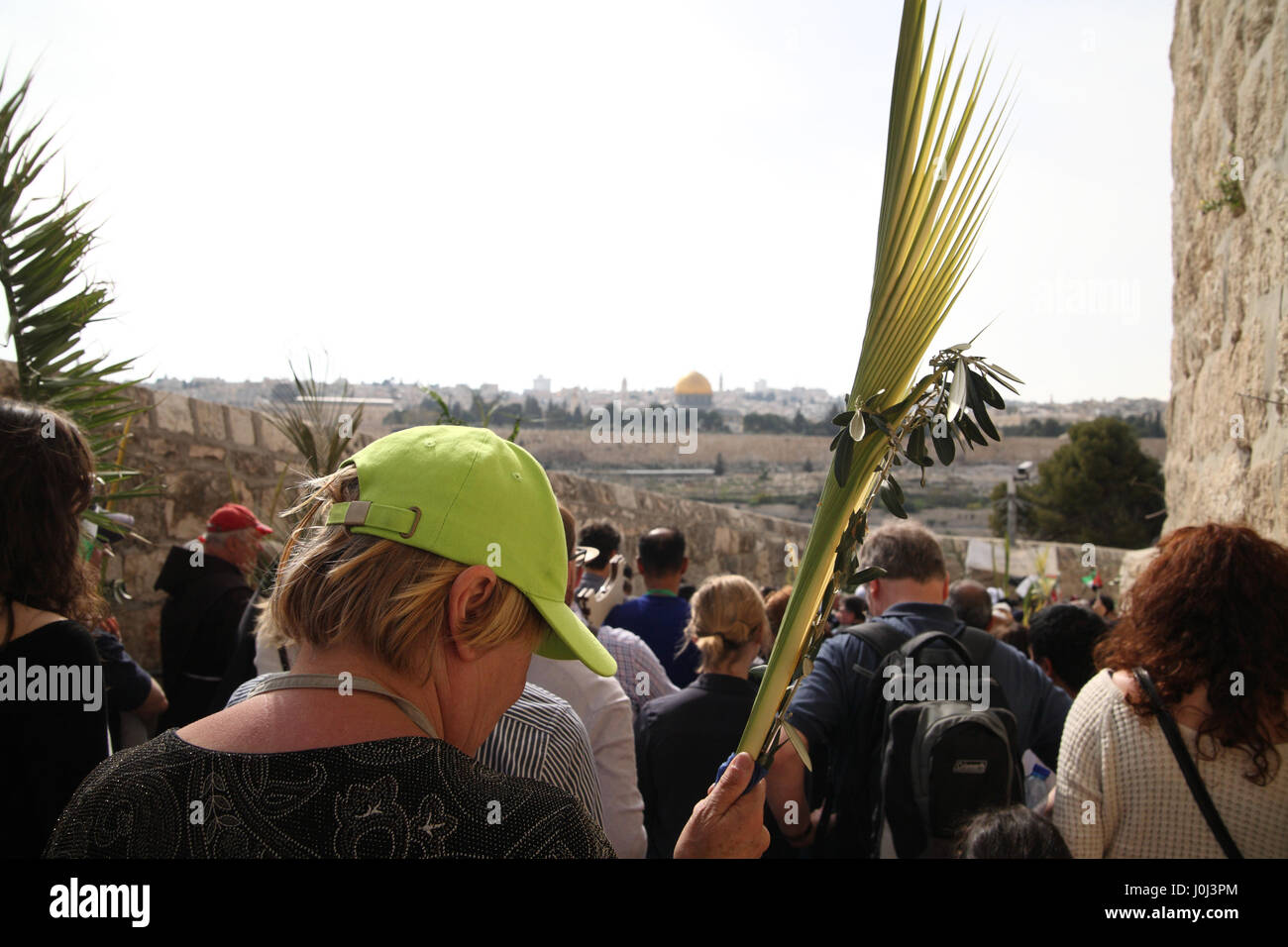 Jesus palm sunday temple hi-res stock photography and images - Alamy