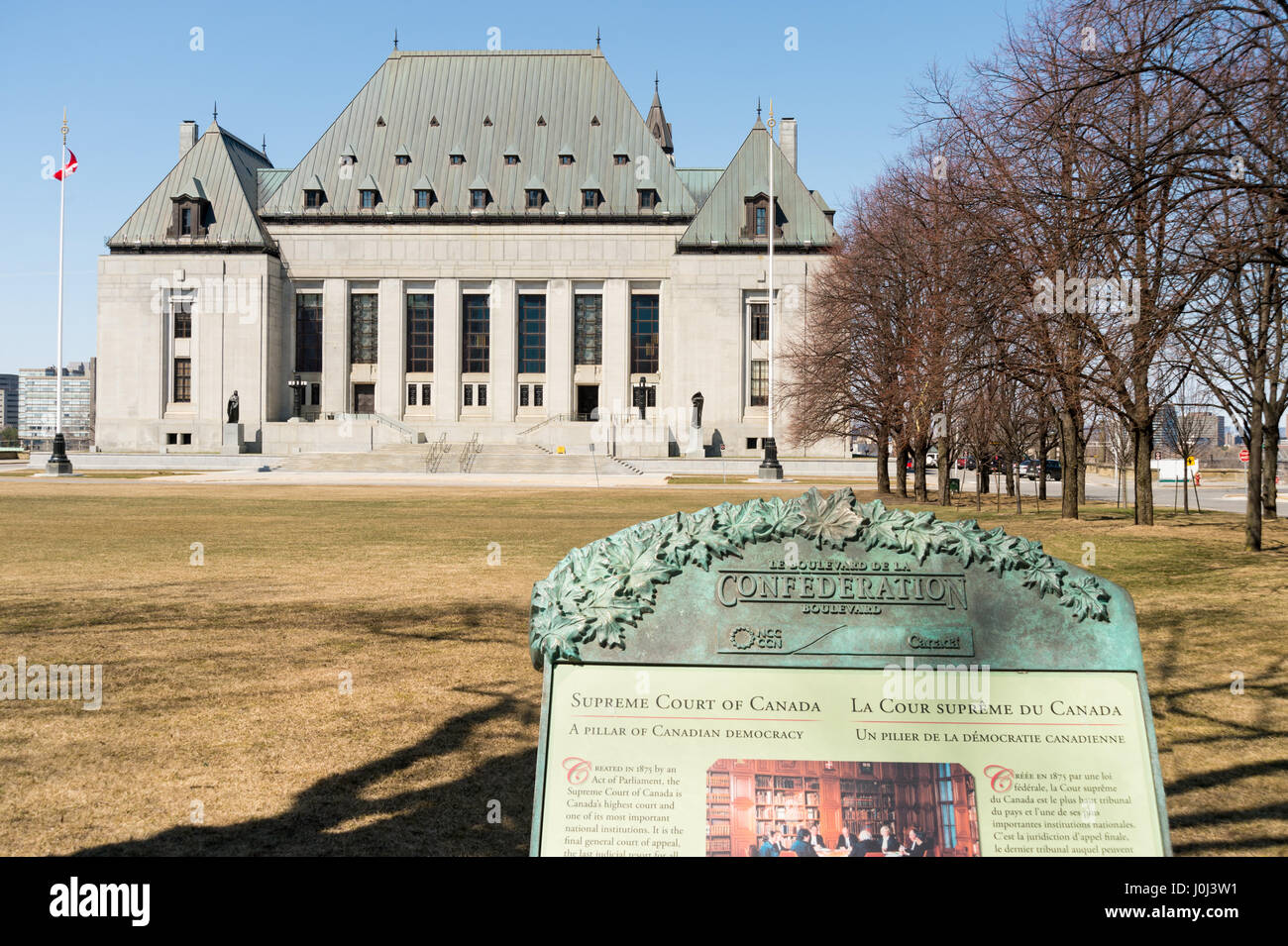 Canada supreme court justice hi-res stock photography and images - Alamy