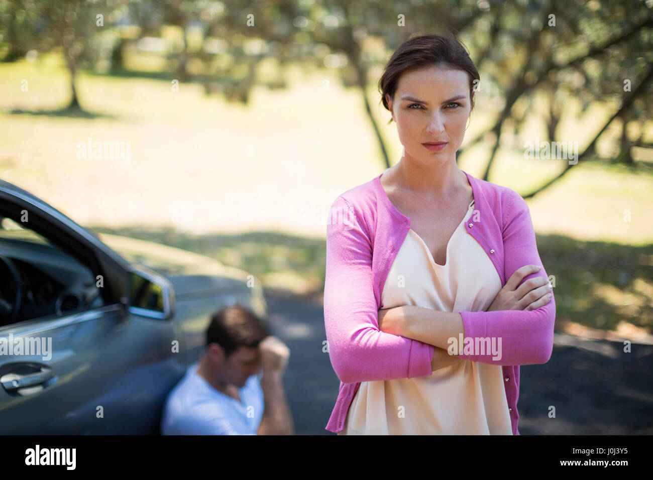 Mature woman car breakdown hi-res stock photography and images - Alamy