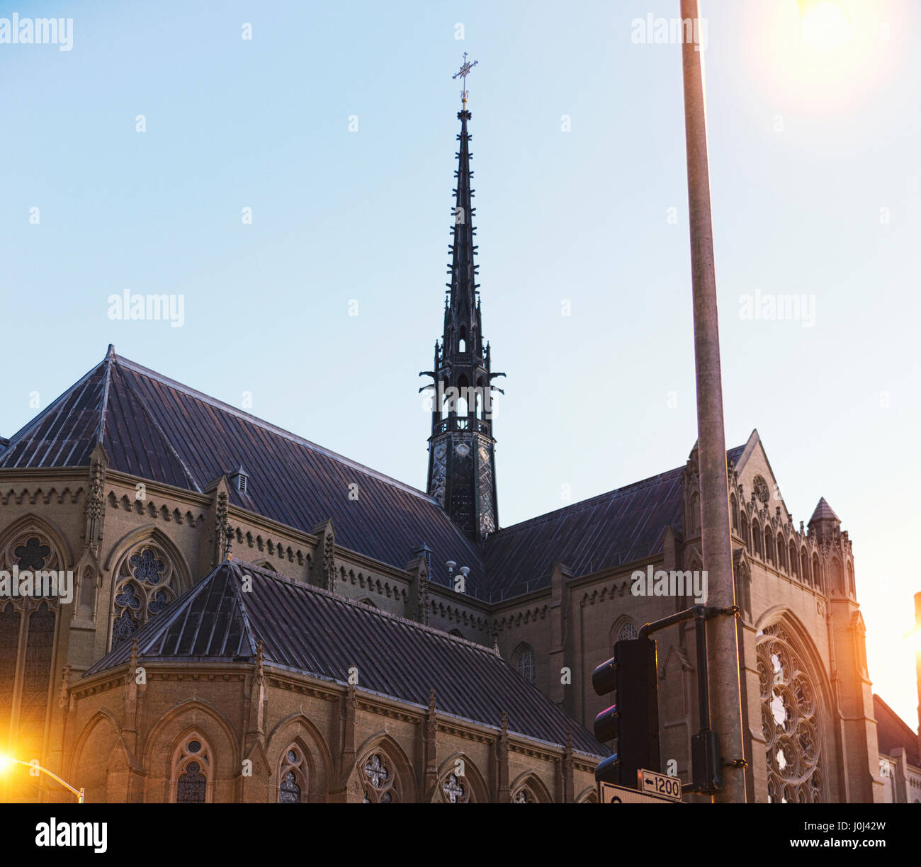 Grace cathedral san francisco hi-res stock photography and images - Alamy