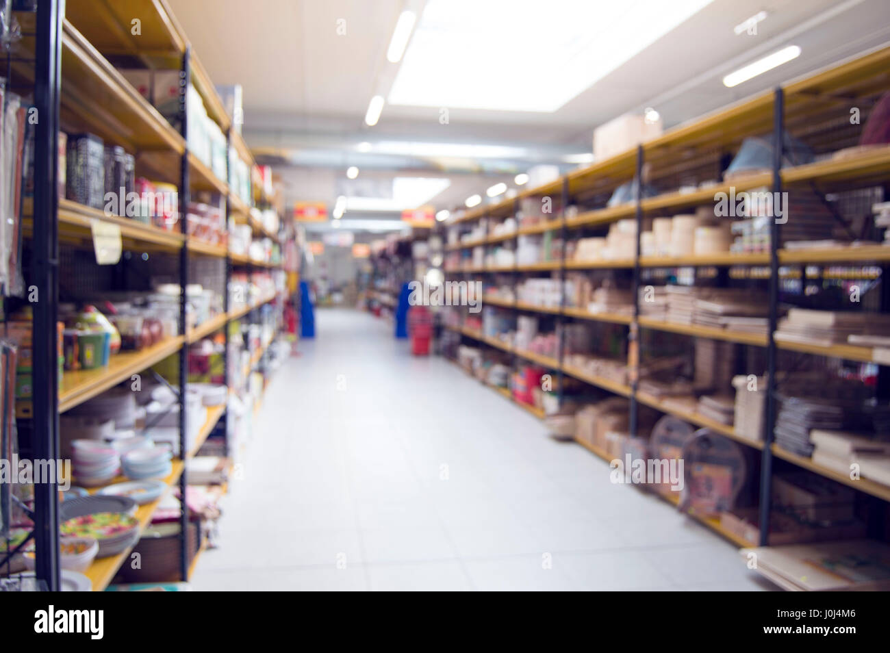 Homeware aisle hi-res stock photography and images - Alamy