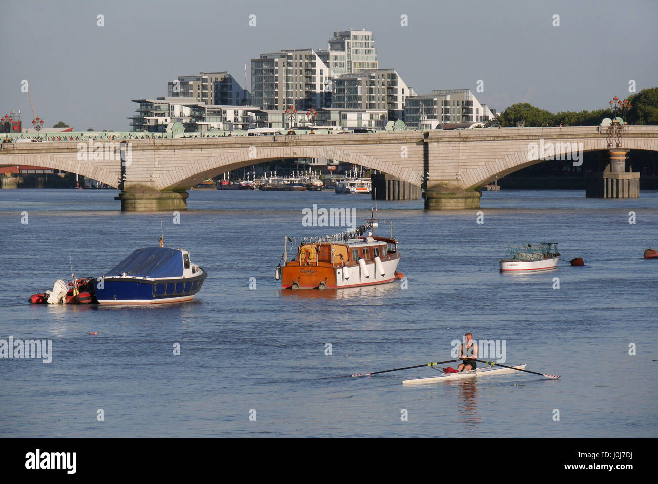 Putney bridge hi-res stock photography and images - Alamy