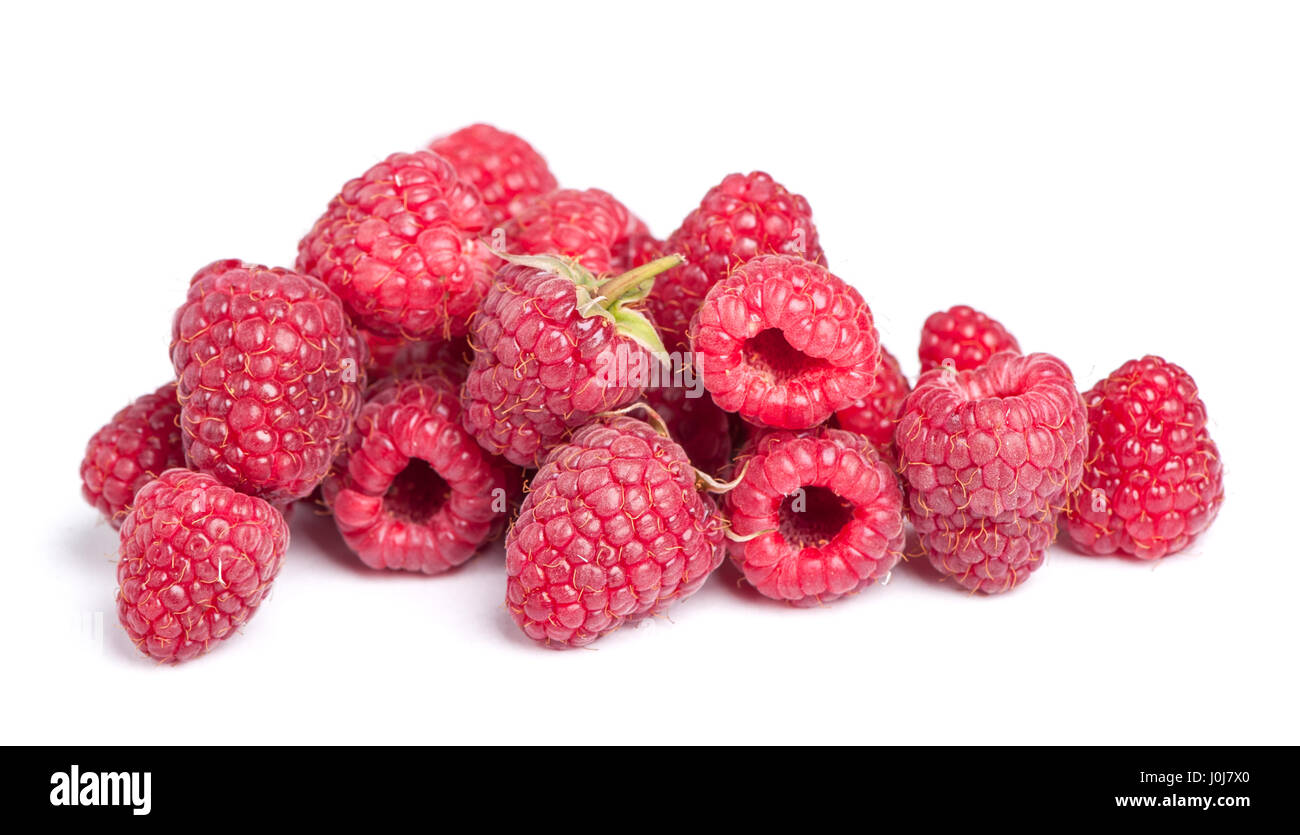 Heap of raspberries isolated on white background Stock Photo - Alamy