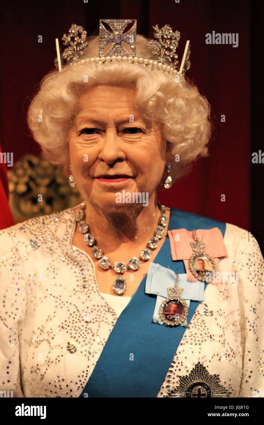 London, United Kingdom - March 20, 2017: Queen Elizabeth ii 2 Stock ...