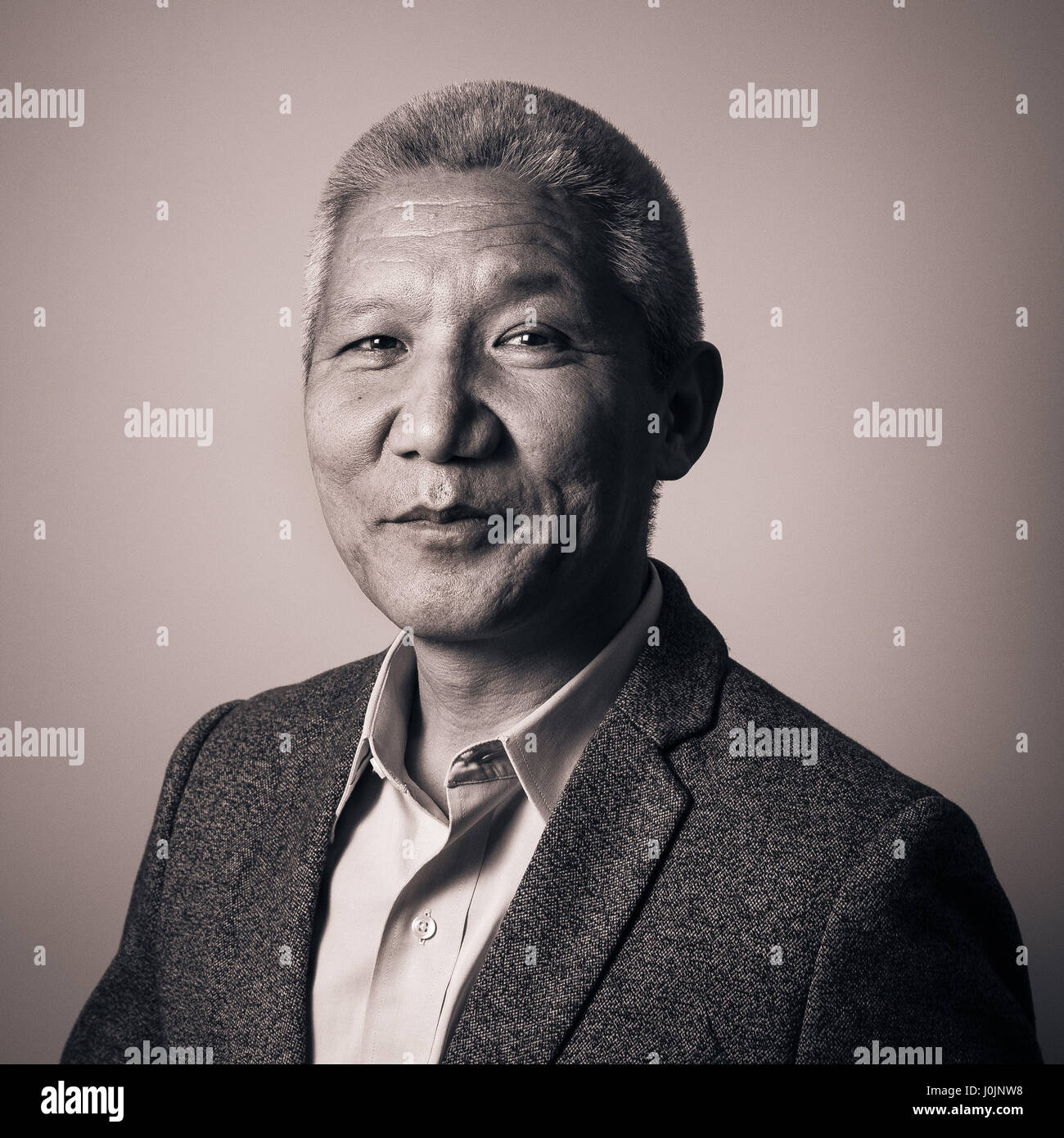 Thupten hi-res stock photography and images - Alamy