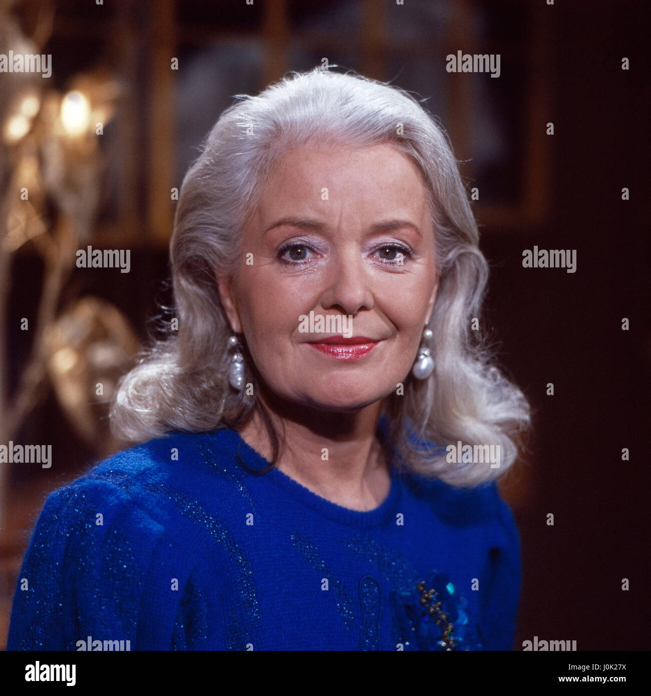 Gwyneth jones opera singer hi-res stock photography and images - Alamy