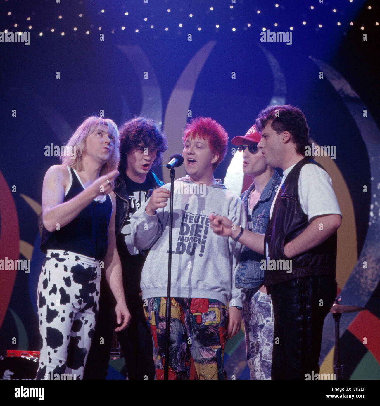 Deutsche Musikgruppe "Die Prinzen" um Sänger Sebastian Krumbiegel (rote ...