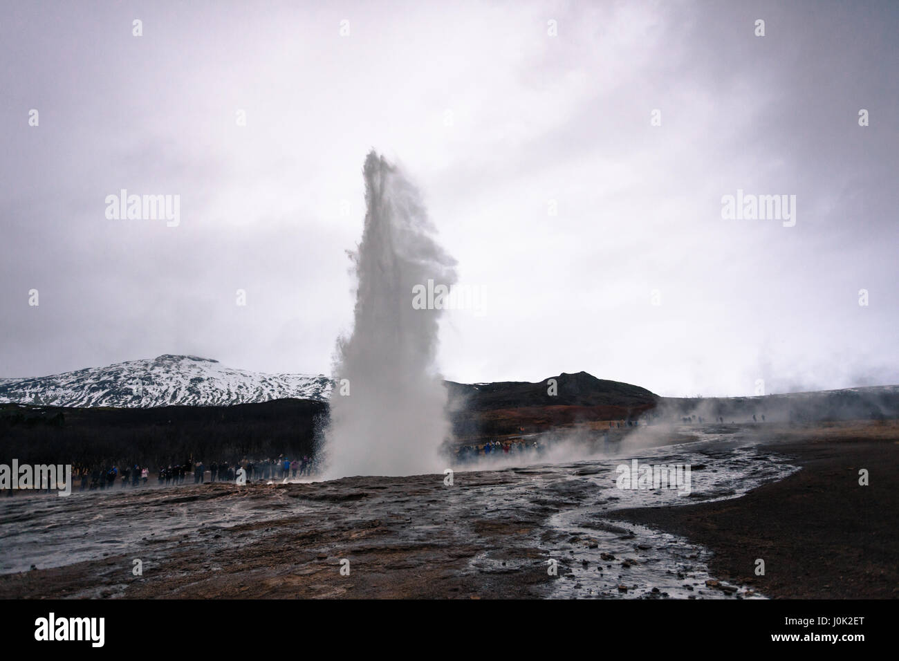 The geyser 'Strokkur' erupts. Golden Circle, Iceland Stock Photo - Alamy