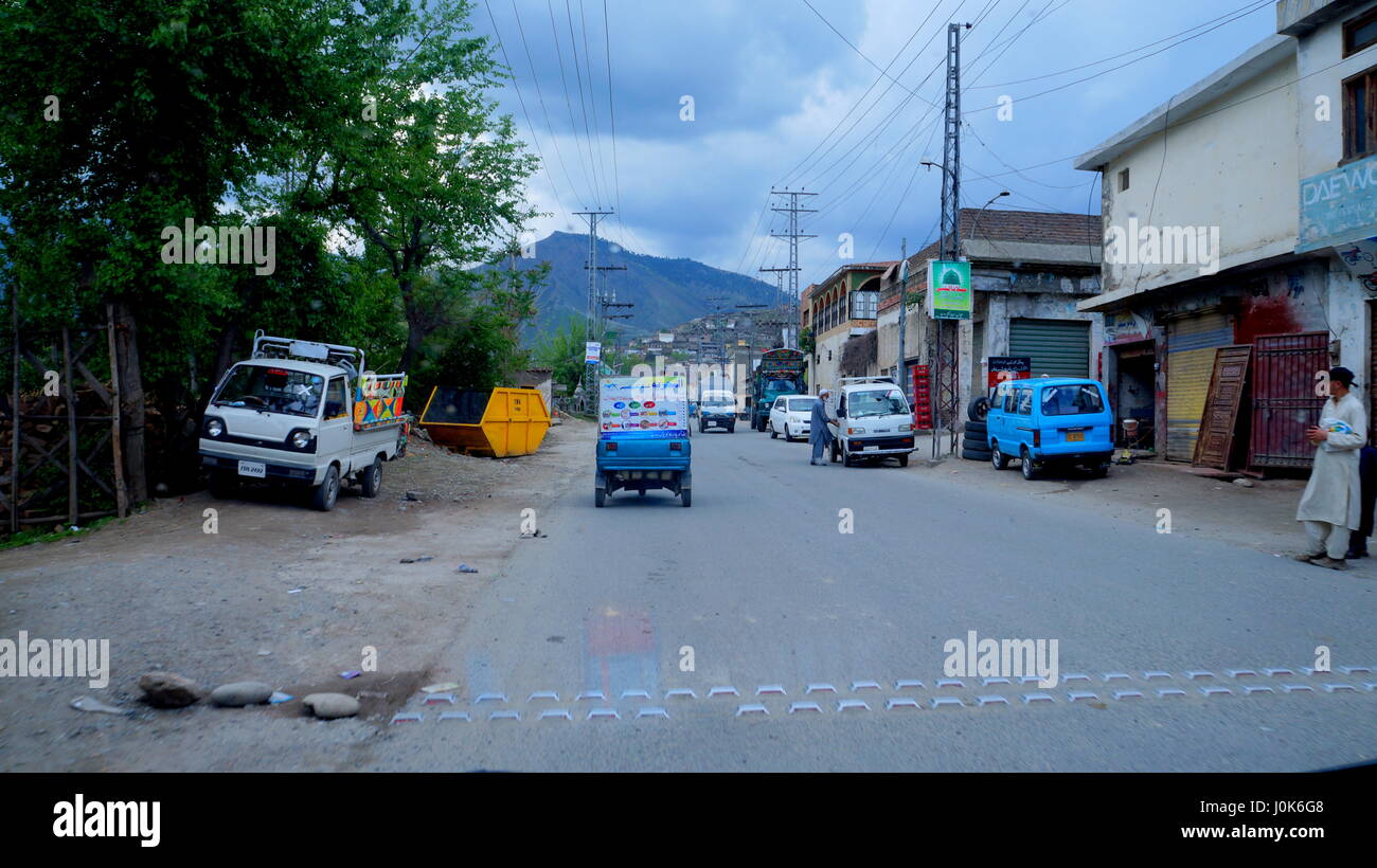 Life around us hi-res stock photography and images - Alamy