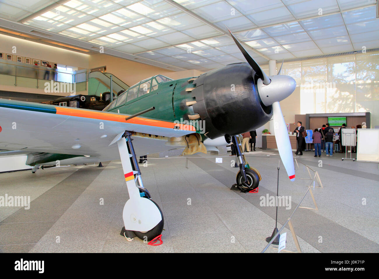 Mitsubishi A6M Zero at Yushukan Museum Tokyo Japan Stock Photo - Alamy