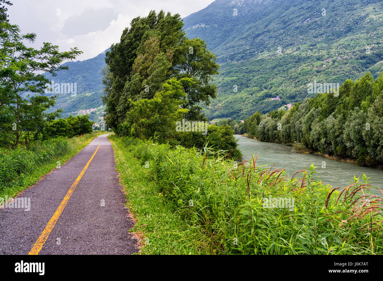 Sentiero valtellina hi-res stock photography and images - Alamy