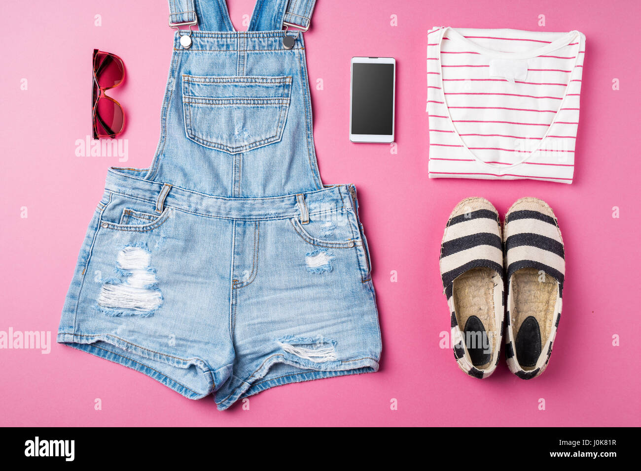 Summer female fashion hi-res stock photography and images - Alamy