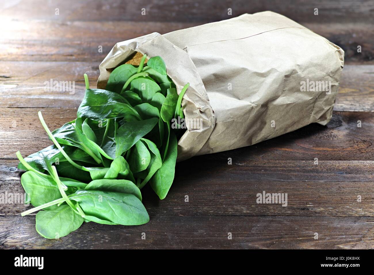 Paper bag vegetables hi-res stock photography and images - Alamy
