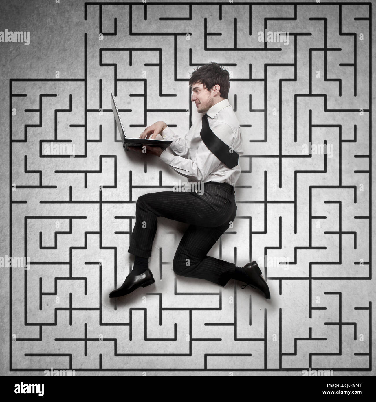 Labyrinth internet hi-res stock photography and images - Alamy