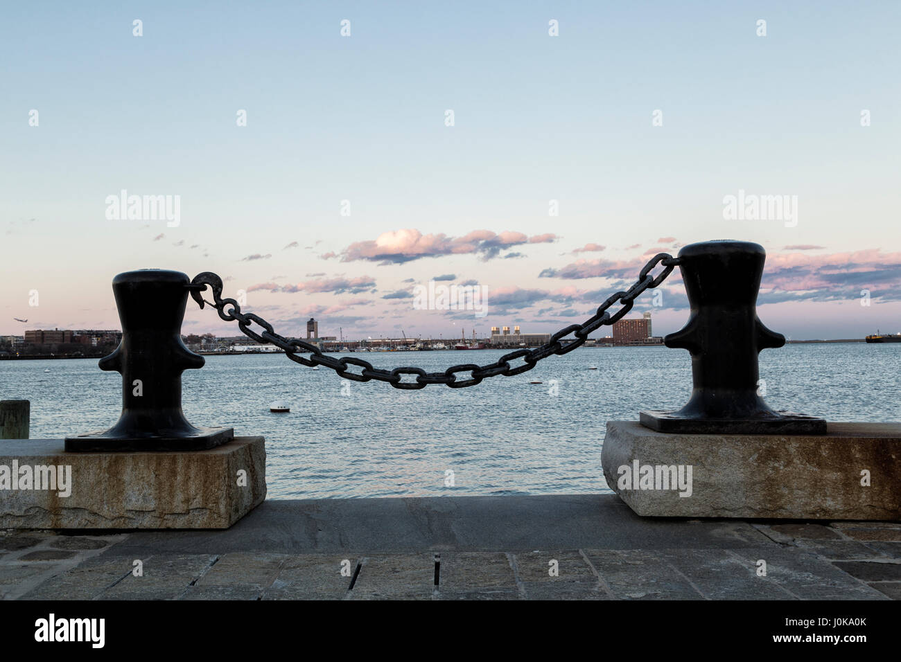 Harbor chains hi-res stock photography and images - Alamy