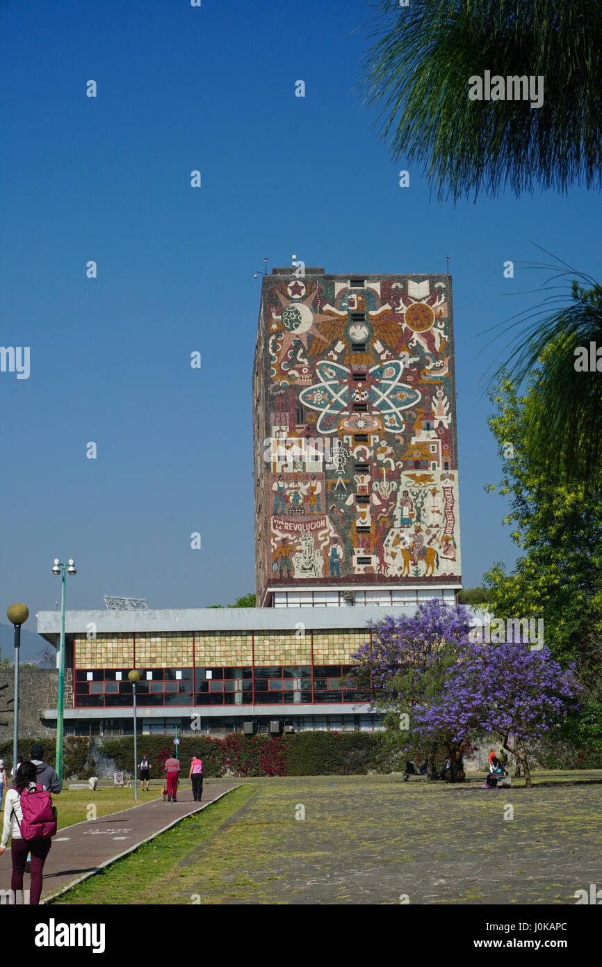 Biblioteca central mural unam hi-res stock photography and images - Alamy