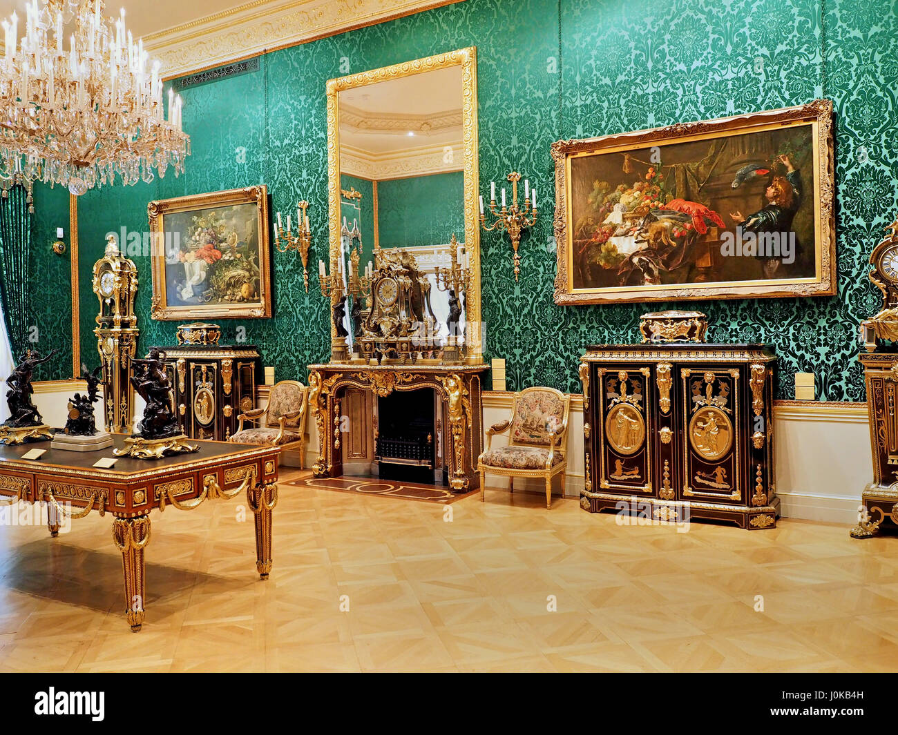 Wallace collection museum hi-res stock photography and images - Alamy