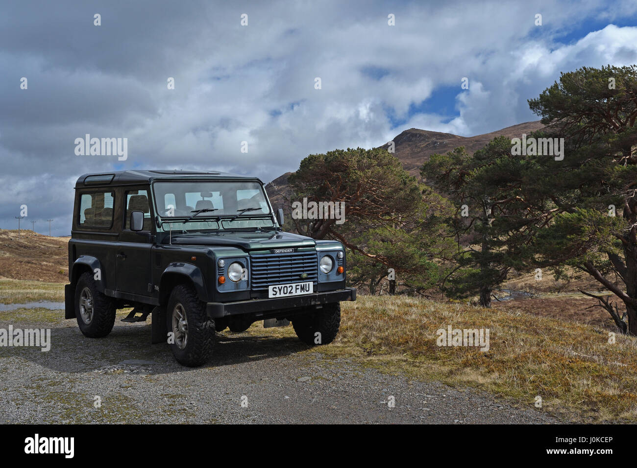 land rover defender at glenstrathfarrar,scotland Stock Photo - Alamy