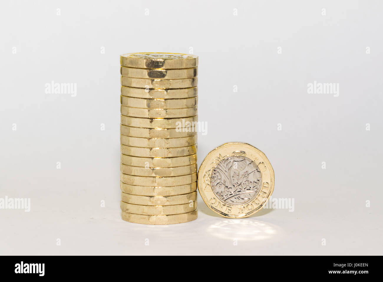 12 sided 1 pound coin hi-res stock photography and images - Alamy