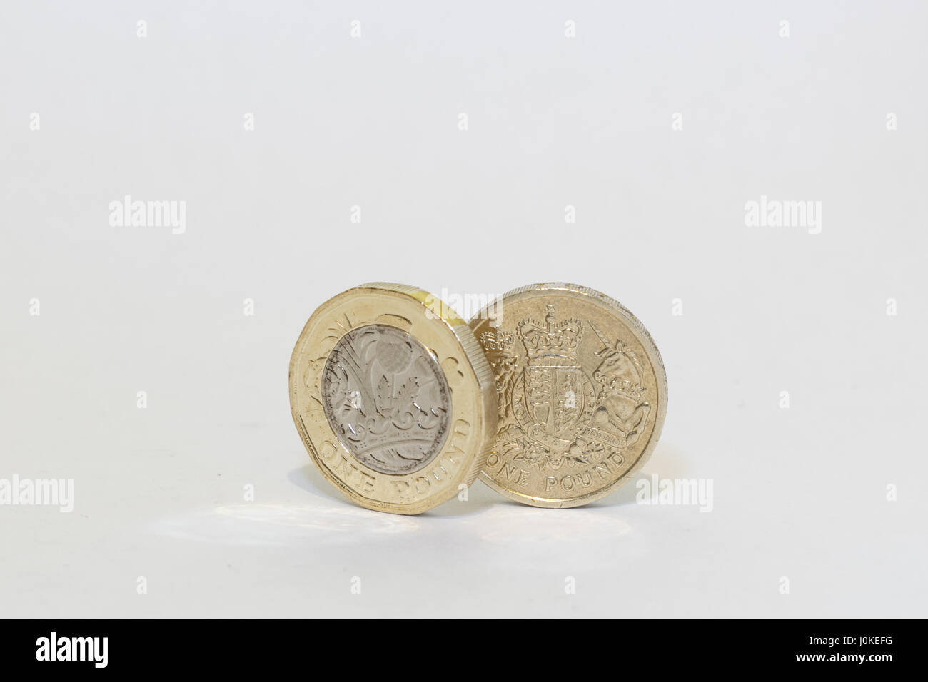 12 sided 1 pound coin hi-res stock photography and images - Alamy
