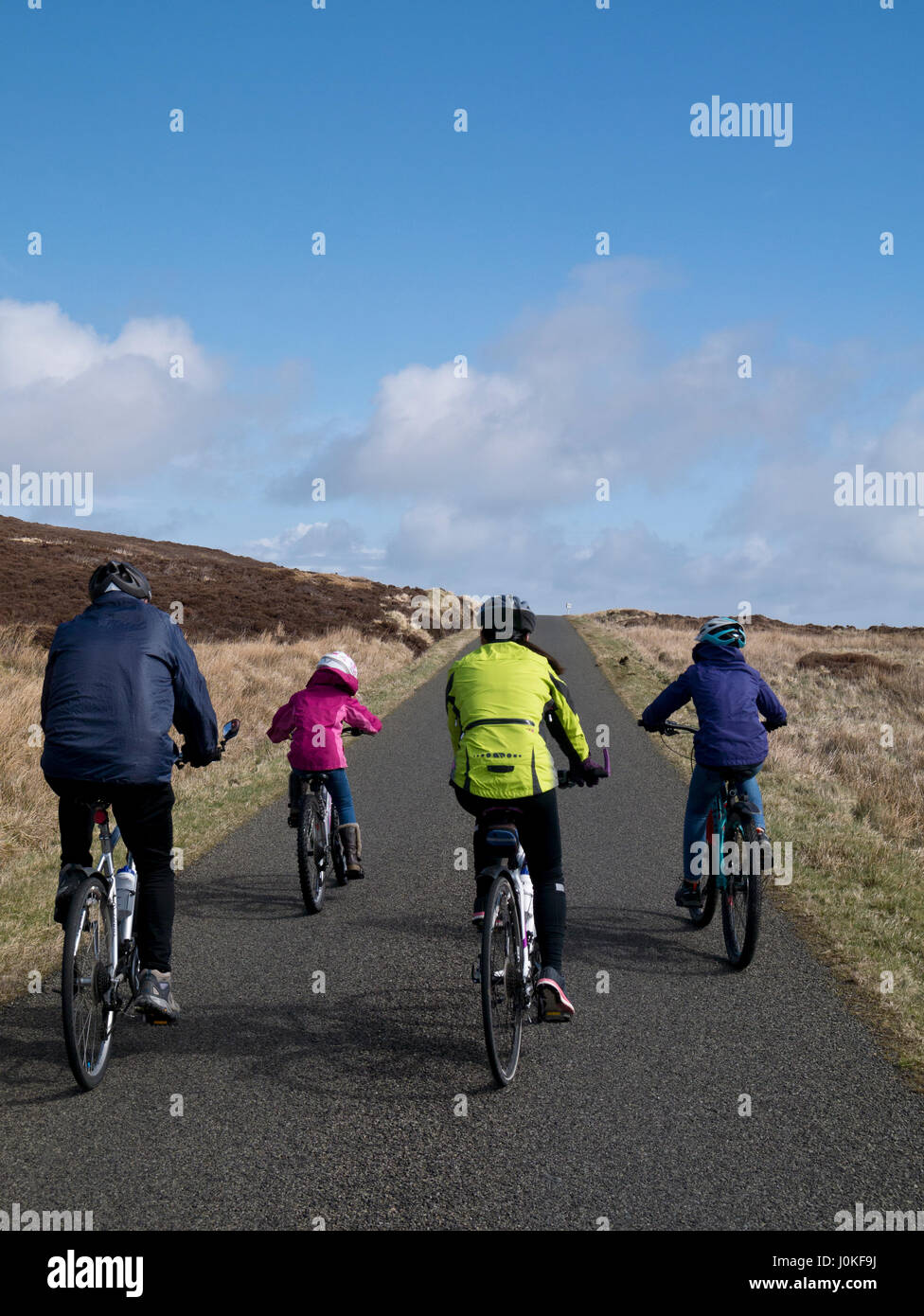 Cycling on country roads hi-res stock photography and images - Alamy