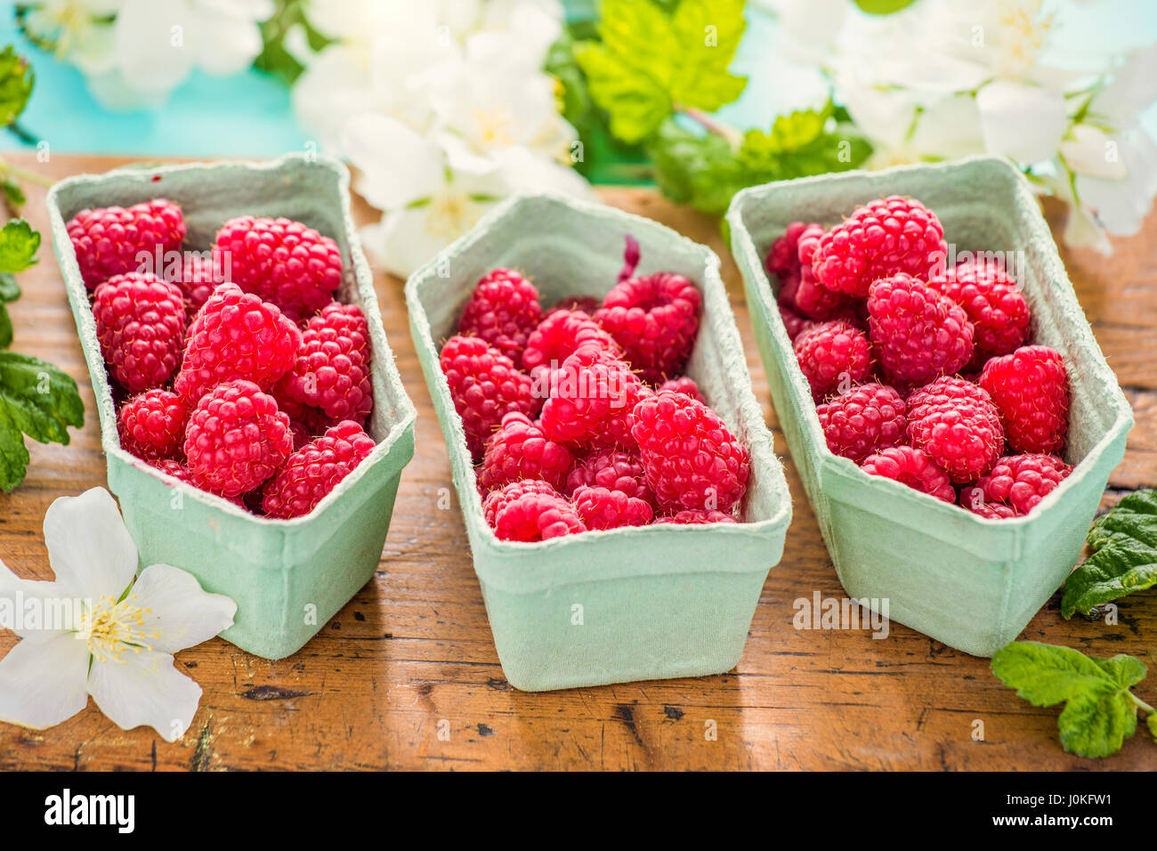 Wooden punnets hi-res stock photography and images - Alamy