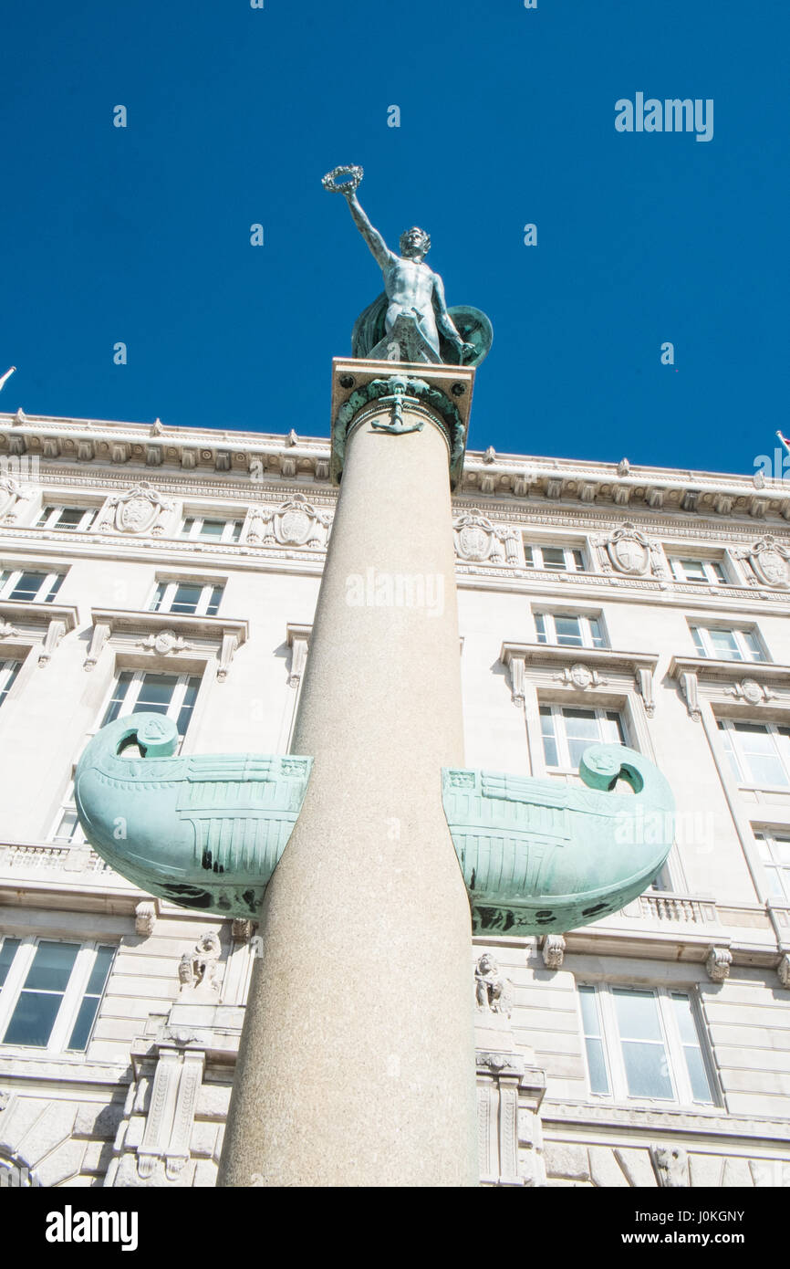 Statue pro patria hi-res stock photography and images - Alamy