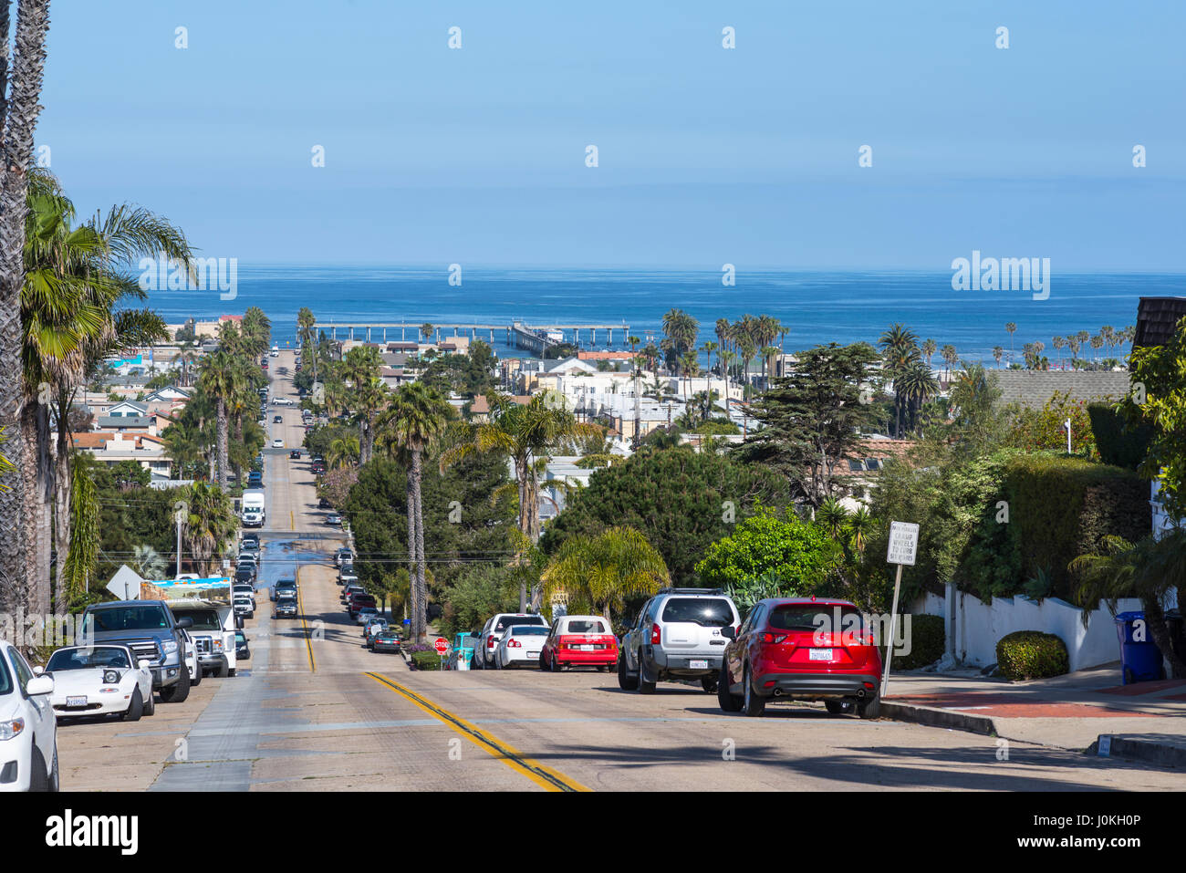 Coastal road at the pacific ocean hi-res stock photography and images ...