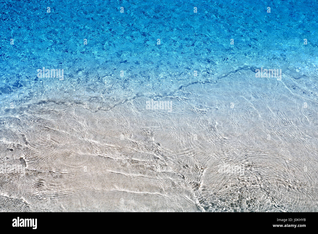 Photos background beautiful clean clear blue sea water Stock Photo - Alamy