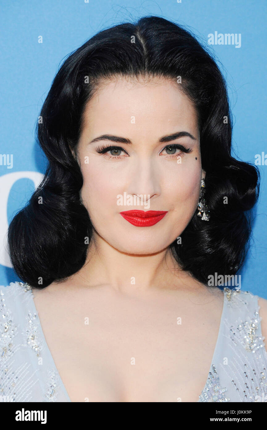 Dancer/model Dita Von Teese arrives at the 2015 MOCA Gala presented by ...
