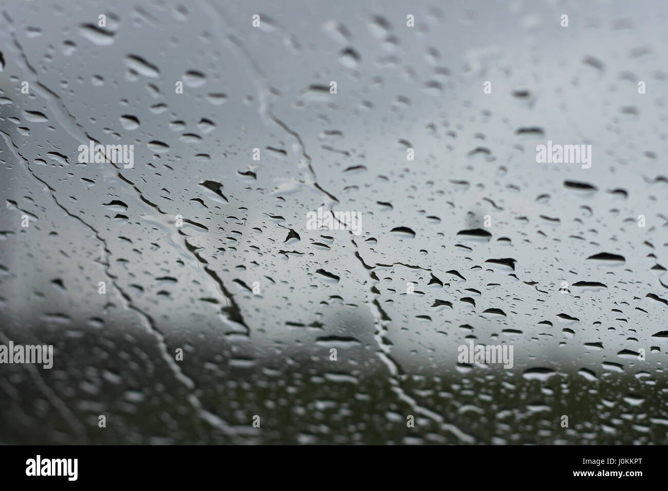 Raindrop nature hi-res stock photography and images - Alamy