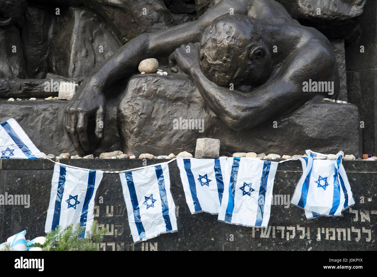 Jewish fighters wwii warsaw ghetto hi-res stock photography and images ...