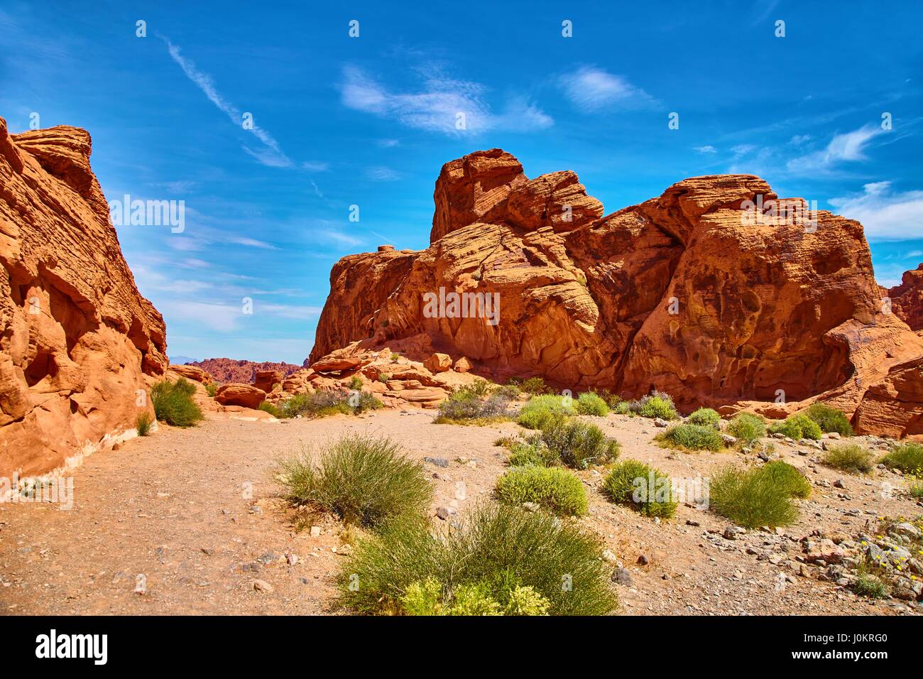 Incredibly beautiful landscape in Southern Nevada, Valley of Fire State ...